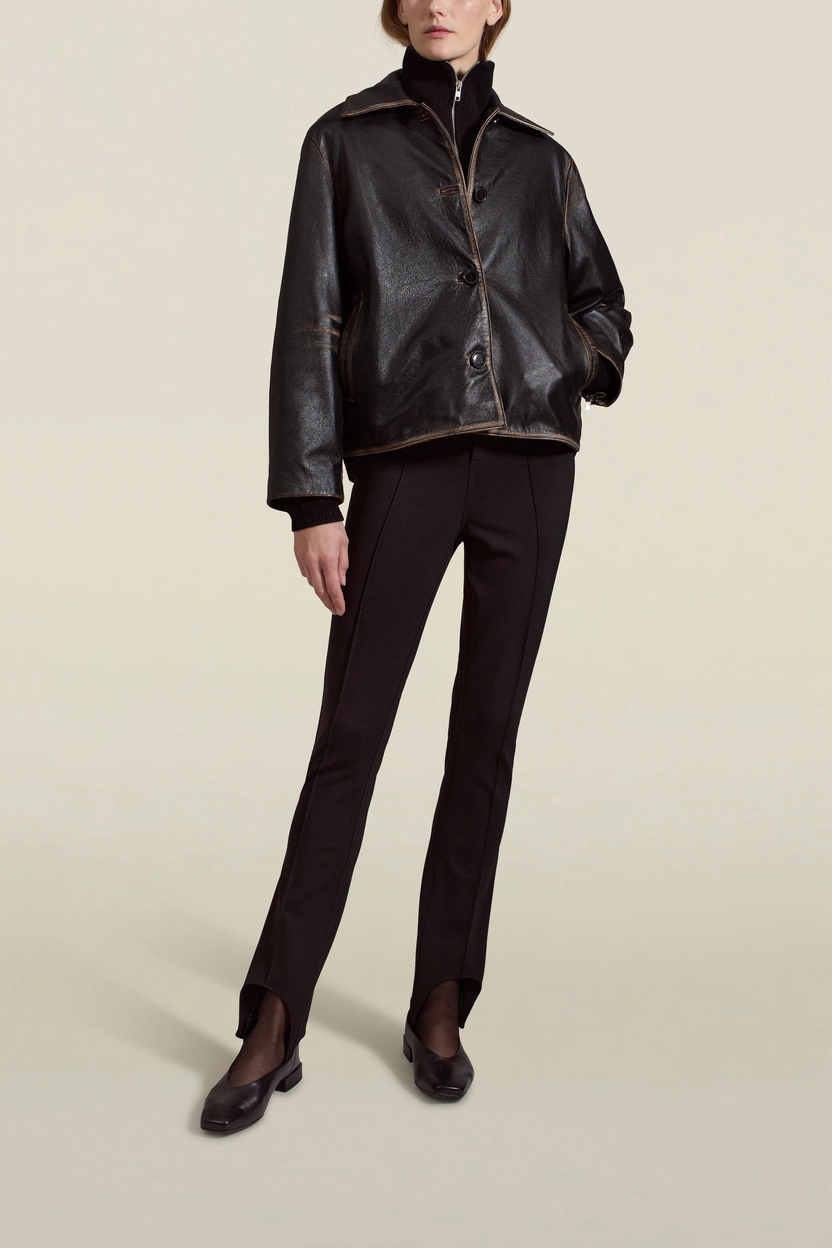 Remi Cropped Jacket in Black Distressed Leather – KALLMEYER